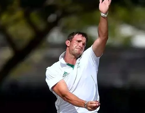 Hardus Viljoen Height, Weight, Age, Wife, Biography & Family