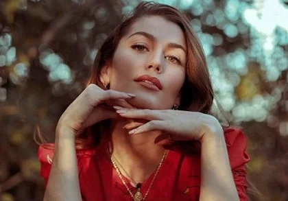 Rachel Matthews Height, Weight, Age, Husband, Bio & Family