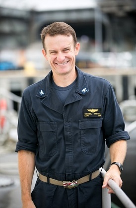 Brett Crozier (Navy Captain) Age, Wife, Height, Weight, Bio, Family
