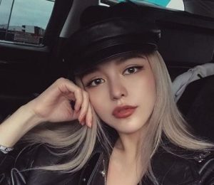 Grace Chow Wiki, Age, Height, Weight, Boyfriend, Bio, Family