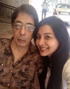 Simran Khanna Wiki, Age, Husband, Height, Biography & Family
