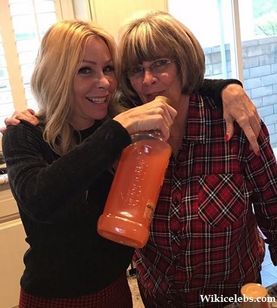 Sharise Ruddell Wiki, Age (Vince Neil's ex-wife) Biography, Family & More
