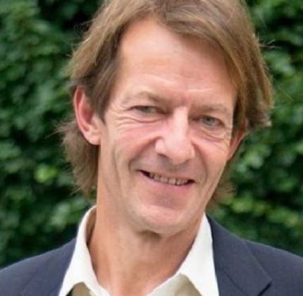 Robie Uniacke Wiki, Age, Wife, Girlfriend, Children, Biography & More