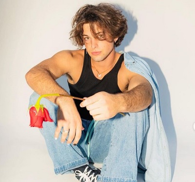Troy Zarba Wiki, Height, Age, Girlfriend, Family, Biography & More