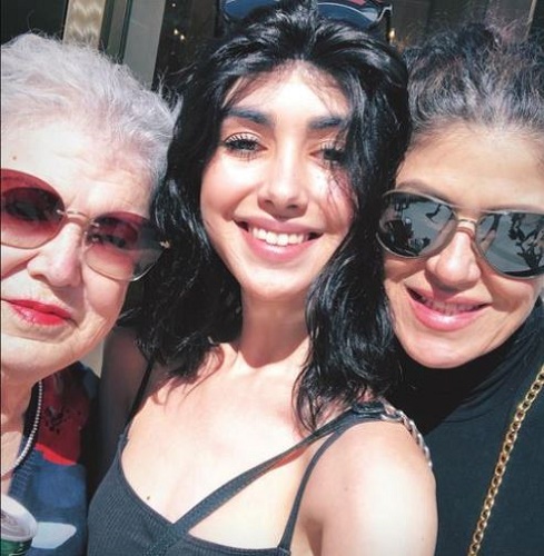 Alexa Mansour Wiki, Height, Age, Biography, Boyfriend, Family & More