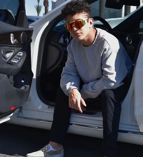 Nicolas Bechtel Wiki: Height, Age, Girlfriend, Family, Biography & More