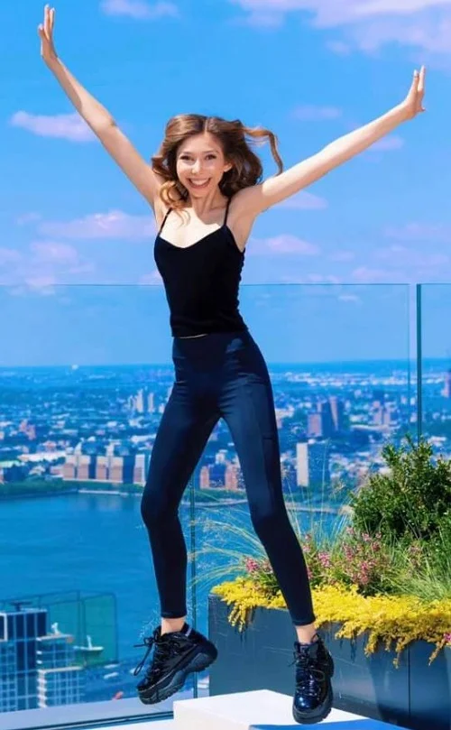 Lulu Lambros Wiki: Height, Age, Family, Movies, Biography & More