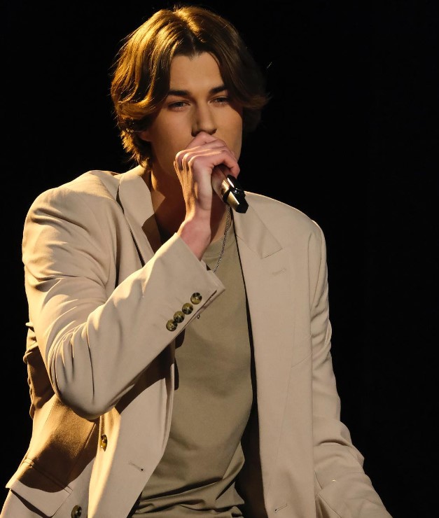 Brayden Lape (The Voice) Age - Wiki, Height, Family, Girlfriend, Net ...