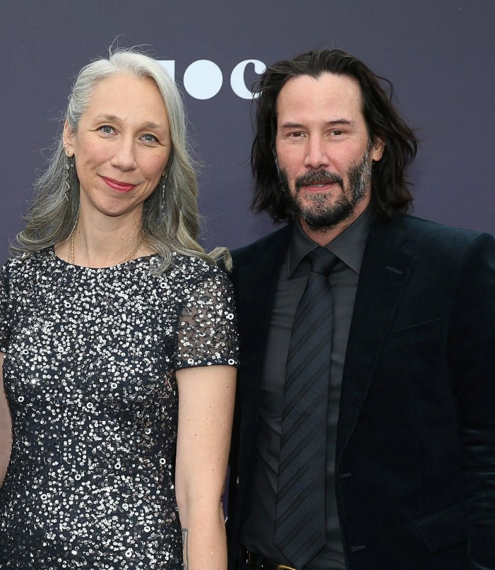 Alexandra Grant Wiki, Age of Keanu Reeves' Girlfriend, Height, Net ...