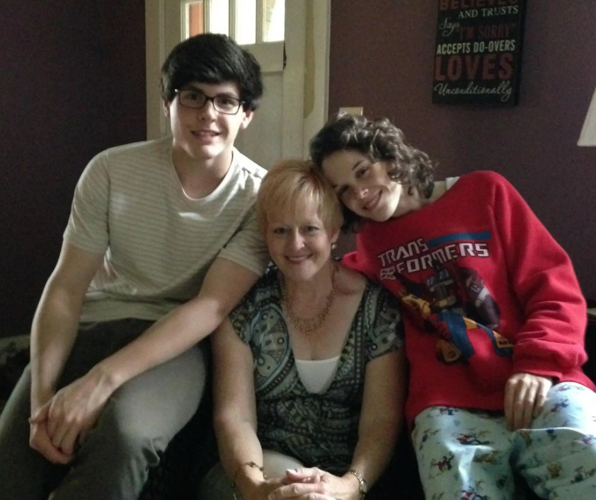 Audrey Hale (Nashville School Shooter) Age, Wiki, Parents, Murder ...