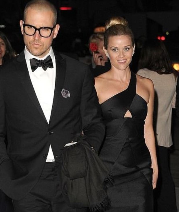 Jim Toth (Reese Witherspoon's Husband) Wiki, Age, Parents, Career, Net ...