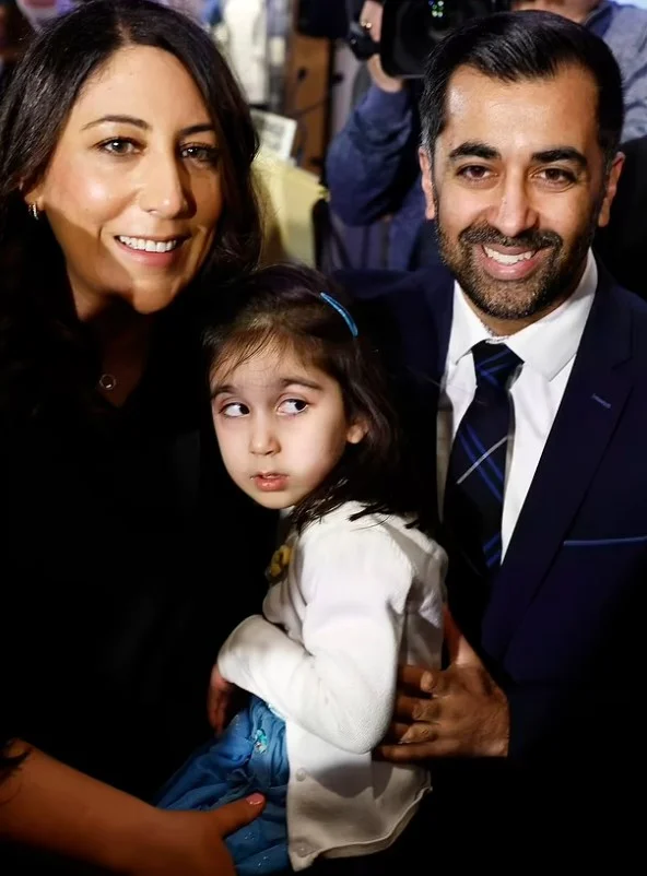 Nadia El-Nakla Wiki, Age of Humza Yousaf Wife, Nationality, Biography ...