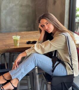 Chloe Gosselin Wiki: Biography, Husband's Name, Net Worth, Age ...