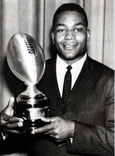 Jim Brown Death Cause, Age, Net Worth, Wife's Name, Career, Children ...