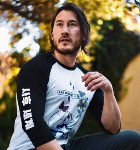 Markiplier Age, Wiki, Height, Wife's Name, Net Worth, Kids, Biography ...