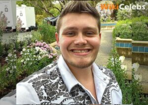 Zachariah Smith Age, Wife's Name, Wiki, Biography, Height, Education ...