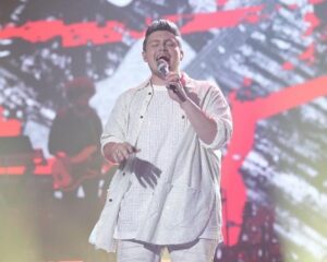 Zachariah Smith Age, Wife's Name, Wiki, Biography, Height, Education ...