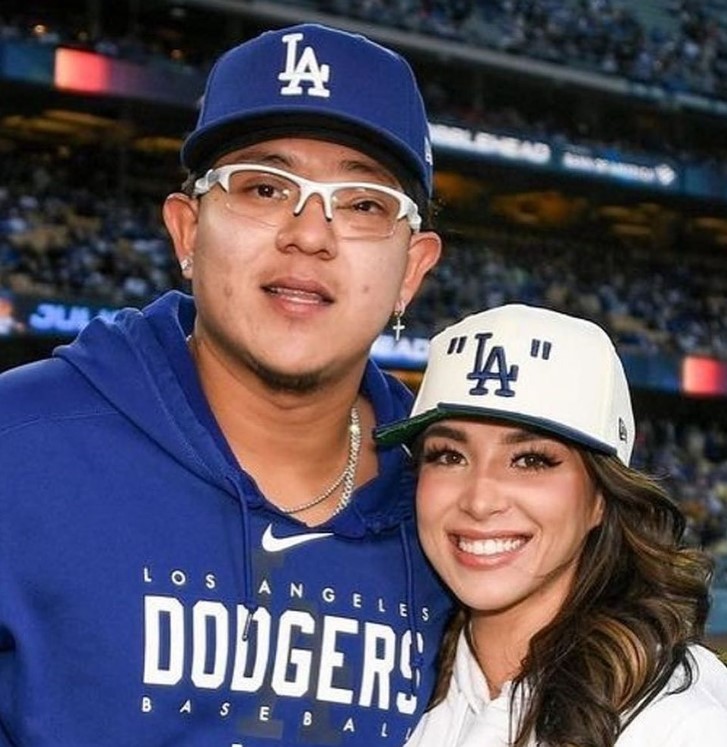 Carlos Urias Wiki - Biography, Age, Career, Wife, Kids, Net Worth ...