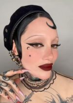 Erin Parsons (Makeup Artist) Height, Biography, Age, Boyfriend, Family ...