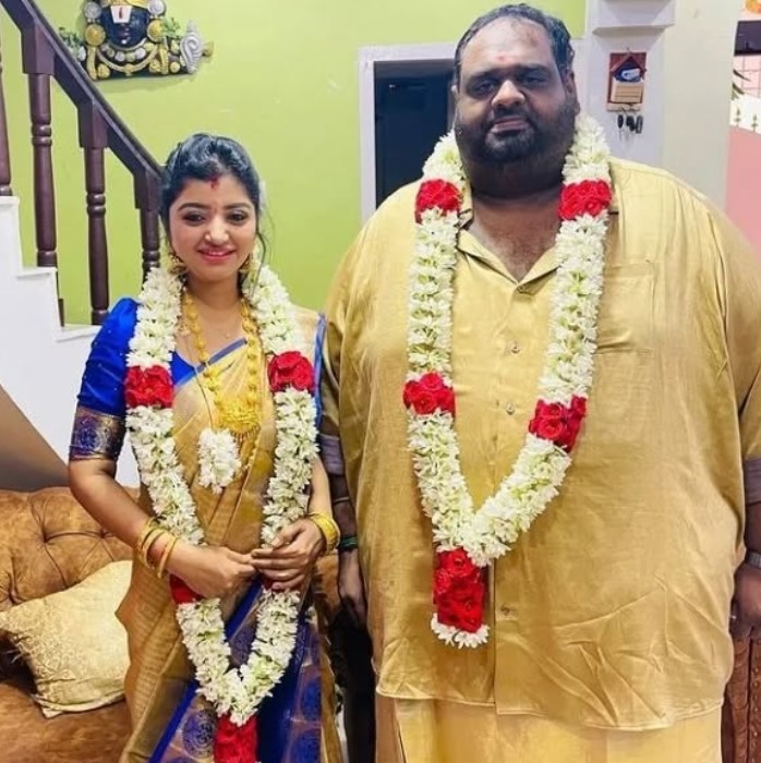 Ravindar Chandrasekaran (Bigg Boss Tamil 8) Age, Wife, Family, Caste ...
