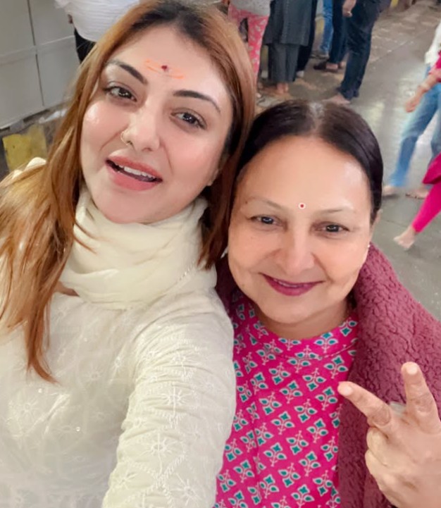 Khushi Mukherjee Biography, Age, Affairs, Family, Net Worth