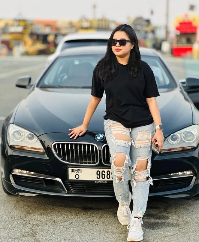 Shani Perera: Height, Biography, Husband, Age, Family