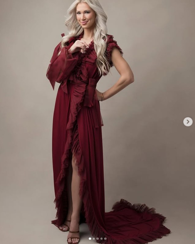 Janene Crossley Height, Age, Ethnicity, Husband, Family, Biography