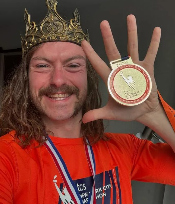 Iain Liam Ward Height, Age, Wife, Family, Biography & More