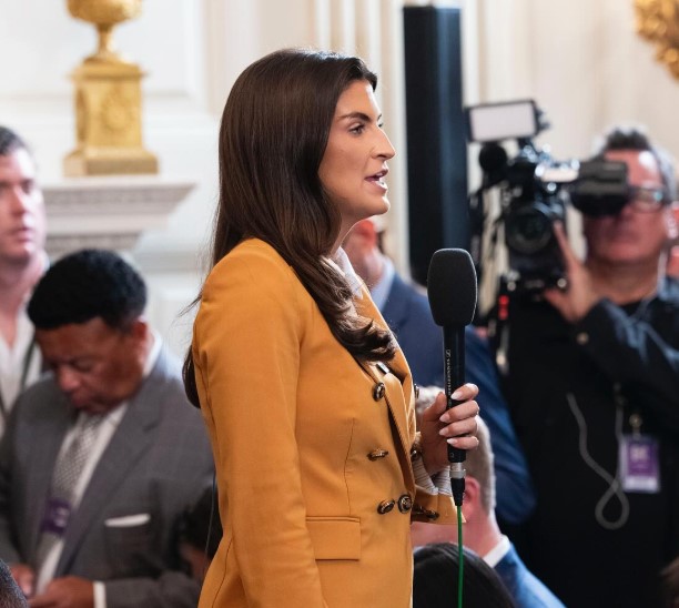 Kaitlan Collins Boyfriend, Height, Husband, Net Worth, Biography